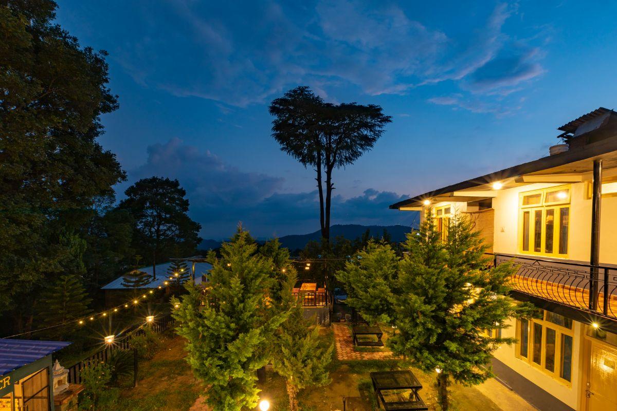 The Hosteller Bir | Best backpacker hostel in Bir Billing