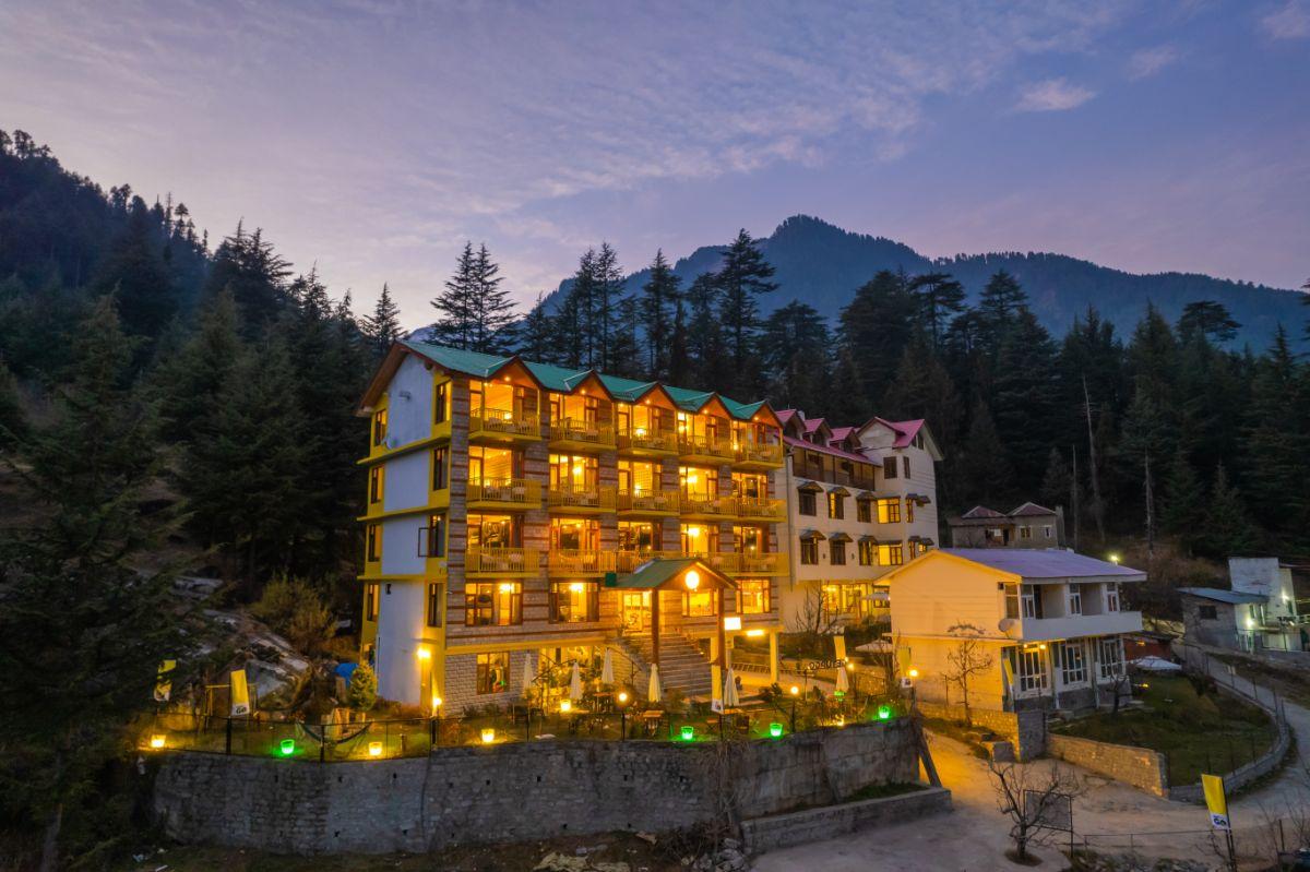 The Hosteller Old Manali | Best Branded Backpacker Hostel in Old Manali