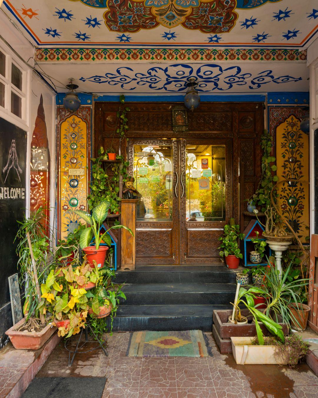 The Hosteller Agra | Best backpacker hostel in Agra