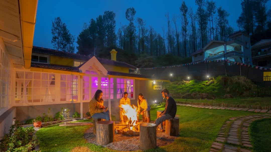 Explore Ooty | Stay at The Hosteller