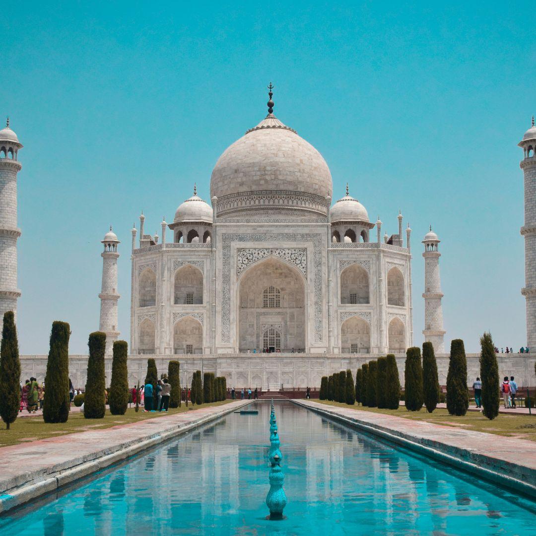 Best hostel in Agra near Taj Mahal | The Hosteller