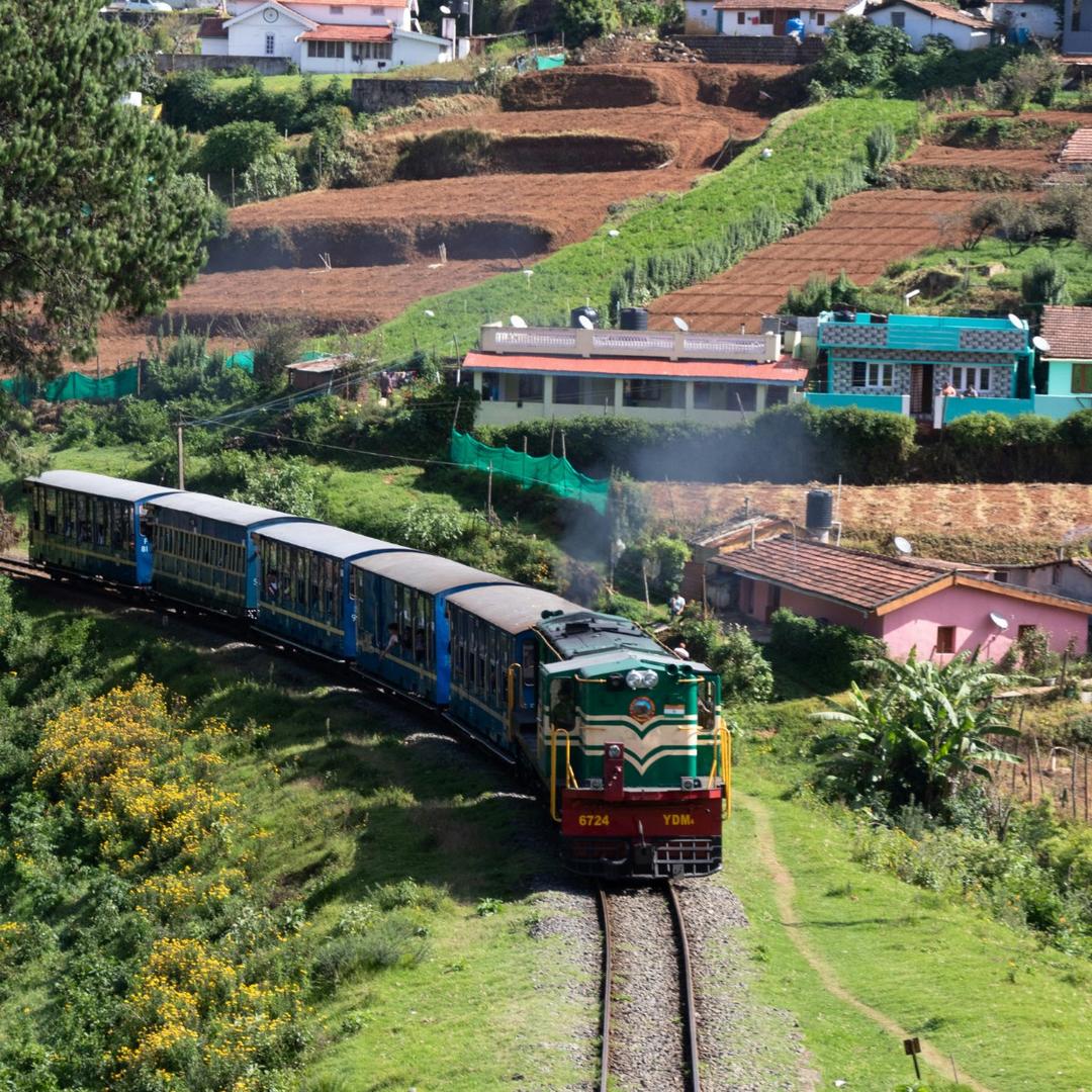 Explore Ooty | Stay at The Hosteller