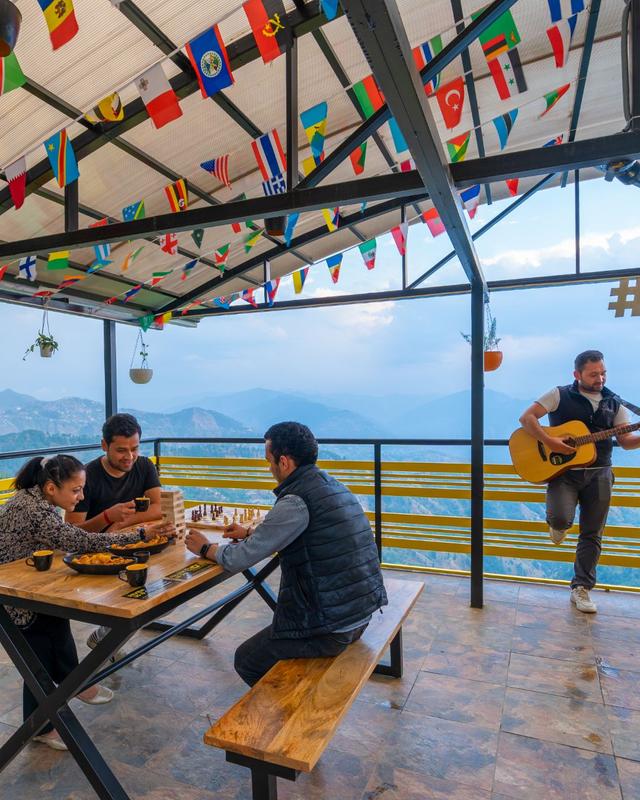 The Hosteller Narkanda | Best backpacker hostel in Narkanda