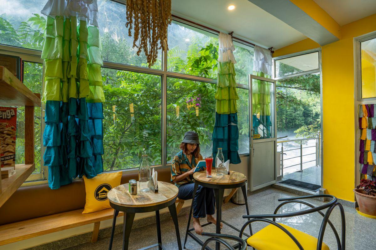 Explore Himachal Pradesh | Stay at The Hosteller