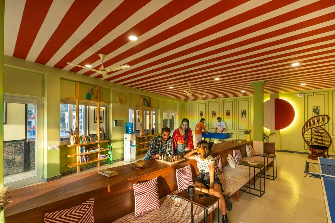 Explore Rishikesh | Stay at The Hosteller