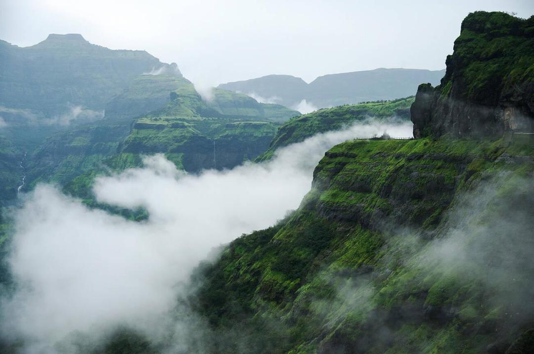 Backpacker hostels in Panshet | The Hosteller