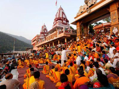 Explore Rishikesh | Stay at The Hosteller