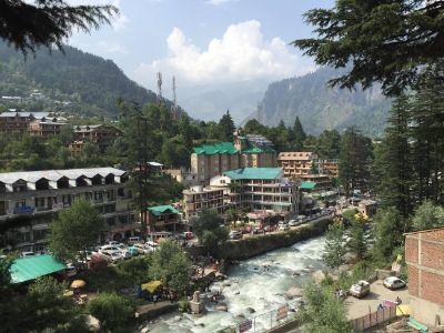 Explore Manali | Stay at The Hosteller
