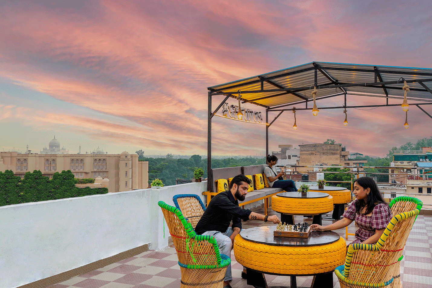 The Hosteller Agra | Best Branded Backpacker Hostel in Agra