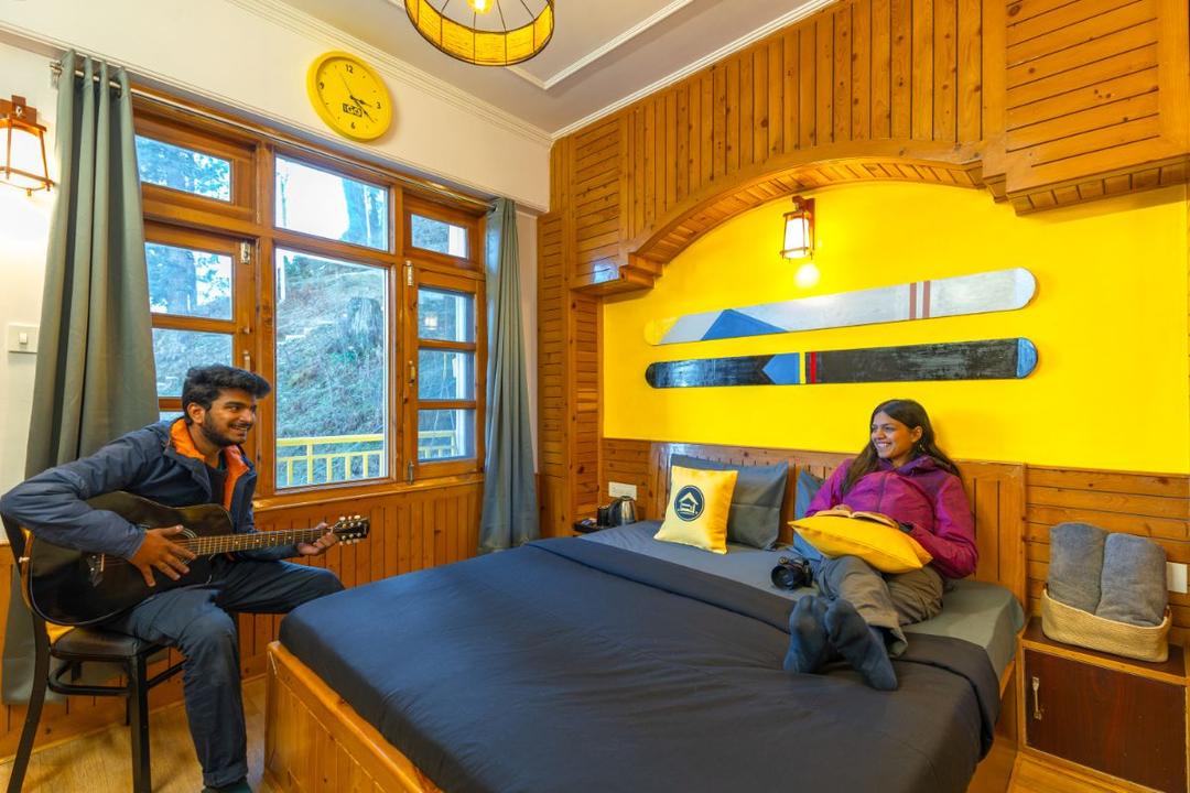The Hosteller Narkanda | Best Branded Backpacker Hostel in Narkanda