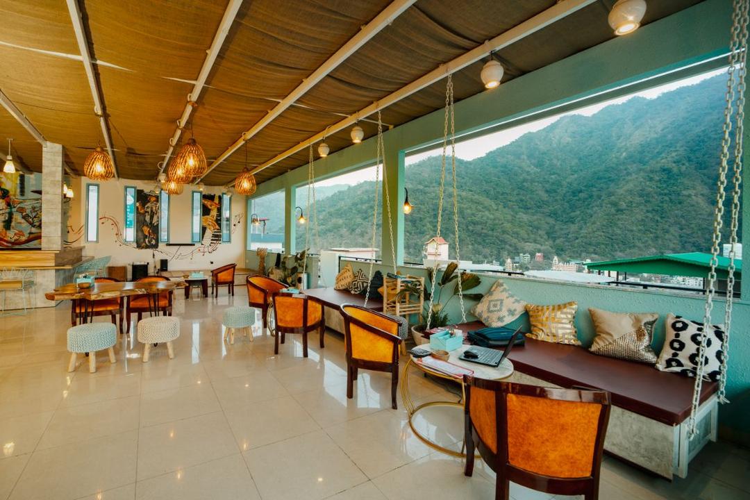 The Hosteller Rishikesh Laxman Jhula| Best Branded Backpacker Hostel in ...