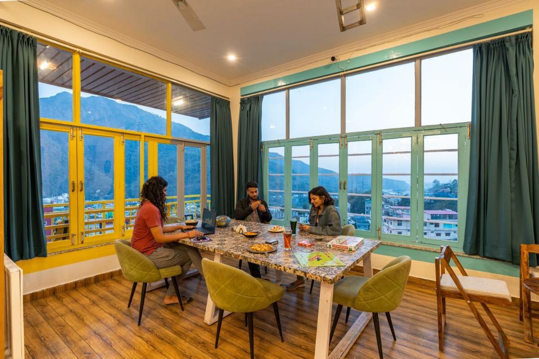 The Hosteller Rishikesh Upper Tapovan| Stylish & Standardized Backpacker Hostel In Rishikesh