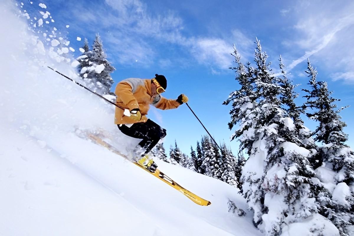 Skiing Thrills in Narkanda: Exploring the Ultimate Winter Adventure ...