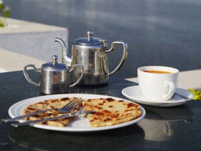 Backpacker Hostels in Bir | The Hosteller